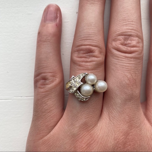 Avon | Jewelry | Vintage Avon Silver Pearl Diamond Cluster Ring | Poshmark